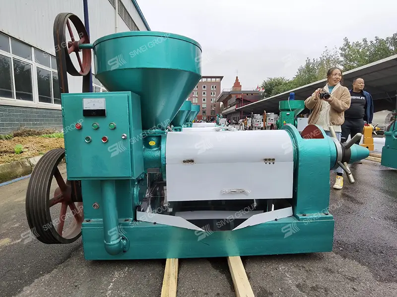 What machine is used to make cooking oil? - Zhengzhou Siwei Grain & Oil ...